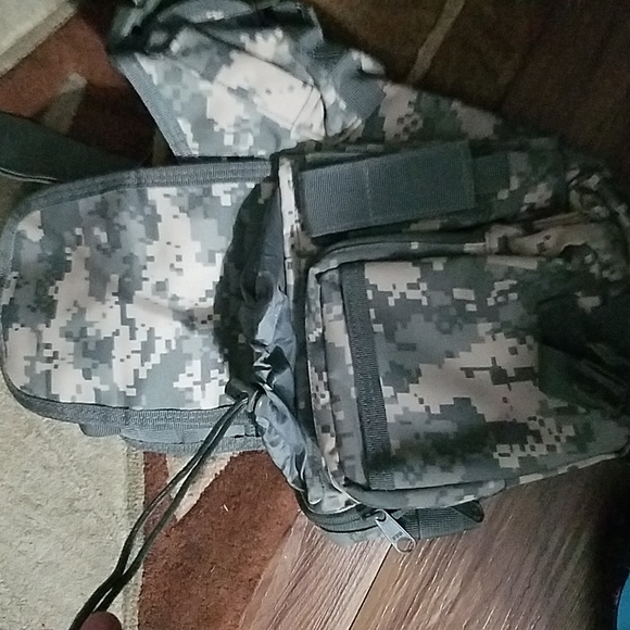 Red Rock | Bags | Red Rock Outdoor Gear Sling Bag | Poshmark